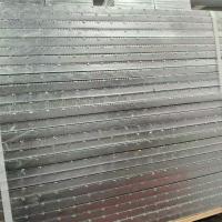 China Industrial Steel Grating Heavy Duty 32x5mm Anti Slip Drainage Ventilation for sale