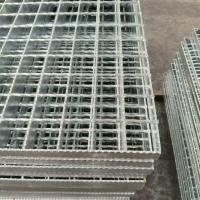 China Industrial Steel Grating Heavy Duty 32x5mm Anti Slip Drainage Ventilation for sale