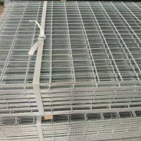 China Industrial Steel Grating Heavy Duty 32x5mm Anti Slip Drainage Ventilation for sale