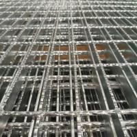 China Anti-slip Heavy Duty Steel Grating 30mm 40mm Pitch for Industrial Ventilation Load Bearing for sale