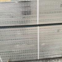 China Anti-slip Heavy Duty Steel Grating 30mm 40mm Pitch for Industrial Ventilation Load Bearing for sale