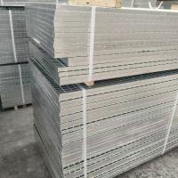 China Anti-slip Heavy Duty Steel Grating 30mm 40mm Pitch for Industrial Ventilation Load Bearing for sale