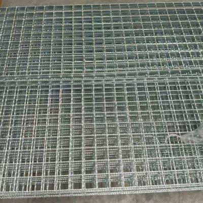 China Steel Grid Plate Anti-Slip Drainage 30mm Pitch Heavy Duty 5mm Thickness for Mining for sale