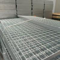 China Explosion Proof Industrial Steel Grating Hot Dip Galvanized 32x5mm Heavy Duty Serrated for sale