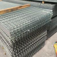 China Heavy Duty Steel Grating 30mm Pitch 5mm Thickness Pressure Welded Anti Slip for sale