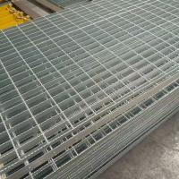 China Industrial Steel Grating 32x5mm Heavy Duty Serrated for Drainage Flooring Platform Applications for sale
