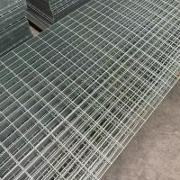 China Industrial Steel Grating Heavy Duty 32x5mm Serrated Bearing Bar Pressure Welded for sale