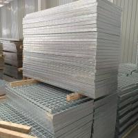 China Industrial Steel Grating Heavy Duty Pressure Welded 32x5mm Serrated Bearing Bar 30mm Pitch for sale