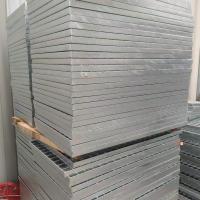 China Industrial Steel Grating Heavy Duty 32x5mm Serrated Pressure Welded Flooring for sale