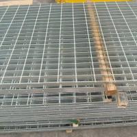 China Industrial Steel Grating Heavy Duty 32x5mm Serrated Pressure Welded Flooring for sale