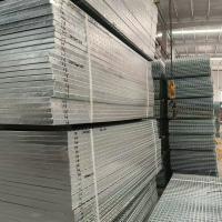 China Industrial Steel Grating 32x5mm YB/T4001-2007 Heavy Duty Serrated Pressure Welded OEM for sale