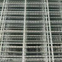 China Industrial Steel Grating 32x5mm Heavy Duty Anti-Slip Serrated Grating for Platforms and Walkways for sale