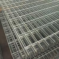 China Serrated Steel Grating 3mm 35mm Bearing Bar Heavy Duty Anti Slip Flooring for sale