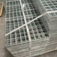 China Heavy Duty Plain Serrated Metal Grating YB/T4001-2007 40mm Bearing Bar Pitch 5mm Flat Bar for sale