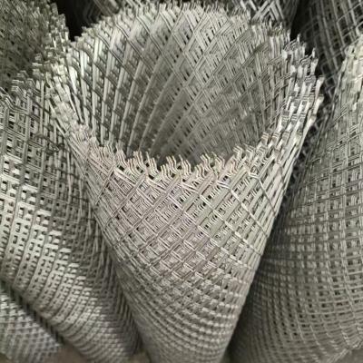 China Expanded Metal Sheet 30mm x 10mm Opening Galvanized Steel 1.5mm Strand for sale
