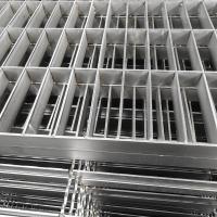 China Modern Industrial Steel Grating in Silver with 30mm Flat Bar Spacing for sale