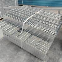 China Hot Galvanized Flat Bar Steel Grating 30mm Bearing Bar Pitch Welded Industrial Flooring for sale