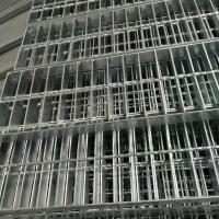 China Hot Galvanized Flat Bar Steel Grating 30mm Bearing Bar Pitch Welded Industrial Flooring for sale