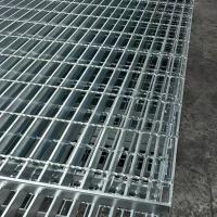China Hot Galvanized Steel Grating 3mm Cross Bar 30mm Pitch Non Slip Flat Bar Grating for sale