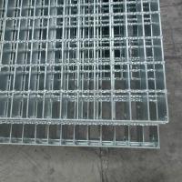 China Stainless Steel Flat Bar Grating 30mm Pitch Welded Floor Decking 1000x1000mm for sale