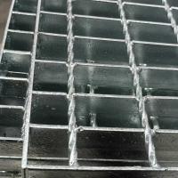 China Stainless Steel Flat Bar Welded Grating 1000x1000mm Non-Slip Floor Decking for sale