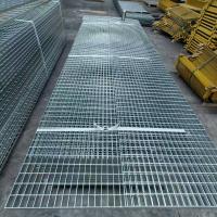China Hot Galvanized Smooth Silver Bar Grating Mesh 30mm Bearing Bar Pitch 3mm Cross Bar for sale