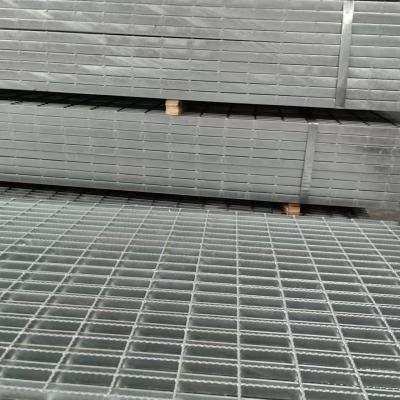 China Anti Slip Galvanized Welded Steel Floor Grating 1000x1000mm 30mm Pitch for sale