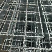 China Welded Steel Grating 30mm Pitch Bearing Bars Bright Surface YB/T4001.1-2007 for sale