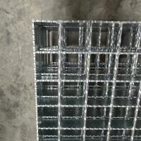 China 3mm Cross Bar Machine Pressure Welded Steel Grating 1000x1000mm Flat Bar Grating for sale