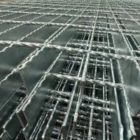 China Industrial Steel Floor Grating 30mm Bearing Bar Spacing Hot Dipped Galvanized 3mm Cross Bar for sale