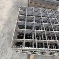 China Hot Galvanized Steel Floor Decking Non-Slip Grating Flat Bar 30mm Pitch 1000x1000mm for sale