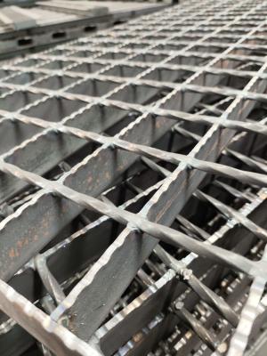 China YB/T4001.1-2007 Galvanized Steel Grating 1000x1000mm 30mm Bearing Bar Spacing Anti Rust for sale
