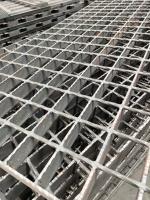 China YB/T4001.1-2007 Galvanized Steel Grating 1000x1000mm 30mm Bearing Bar Spacing Anti Rust for sale