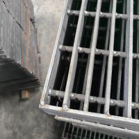 China Industrial Steel Floor Decking Grating 30mm Bearing Bar Spacing 1000x1000mm Hot Galvanized for sale