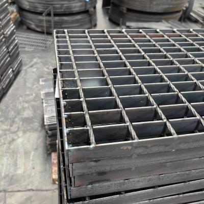China Galvanized Anti Rust Industrial Welded Steel Grating for sale