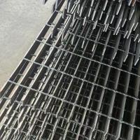 China Machine Pressure Welded Stainless Steel Bar Grating 1000x1000mm 30mm Spacing for sale