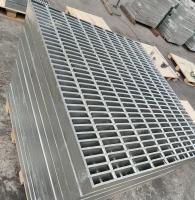 China ZHUOTE 3mm Flat Bar Steel Grating 30mm Bearing Bar Spacing Hot Galvanized Industrial Flooring for sale