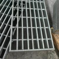 China Silver Surface Industrial Steel Grating Machine Pressure Welded Easy Installations Since 1990 for sale