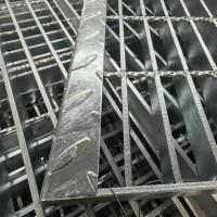 China Industrial Steel Platform Grating 30mm Pitch 3mm Crossbars Hot Galvanized 1000x1000mm for sale