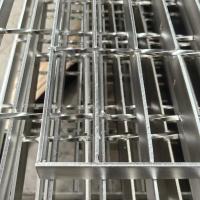 China Hot Galvanized Steel Grating YB/T4001.1-2007 30mm Bearing Bar Spacing Industrial Flooring for sale