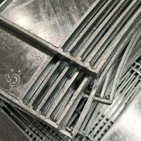 China Heavy Duty Serrated Steel Grating Plate 32x5mm Anti Slip for Drainage Ventilation for sale