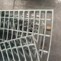 China Aluminum Alloy Anti Slip Grating 32x5mm Heavy Duty for Aerospace Construction for sale