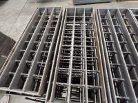 China Anodized Aluminum Bar Grating 3000mm Length 40mm Height 1 Inch Spacing for sale