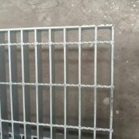 China Anti Fatigue Steel Grating Mats 1-6mm Thickness Hot Dipped Galvanized for Industrial Safety for sale