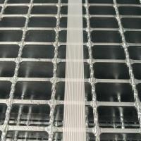 China Heavy Duty Serrated Steel Grating 30mm 40mm Spacing High Impact Resistance Anti Slip for sale