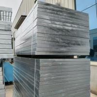 China Serrated Steel Grating 2-5mm Thickness 30-40mm Spacing for Safe Industrial Walkways for sale