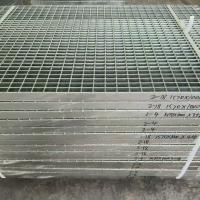 China Hot Dipped Galvanized Steel Grating 30x100mm Industrial Platform Walkway for sale