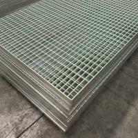 China Heavy Duty Steel Grating 25x5mm Bearing Bar 30mm Pitch Anti Slip Stair Treads for sale