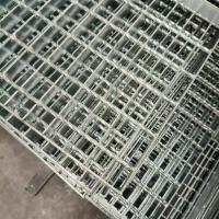 China Serrated Bar Grating 11W4 Anti Slip Steel Grating Hot Dip Galvanized 25x5mm Bearing Bar for sale