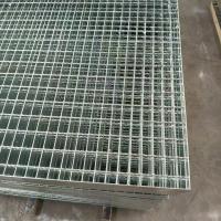 China Steel Grating Stair Treads 15W 2 Serrated Anti Slip for Patios Balconies Industrial Walkway for sale